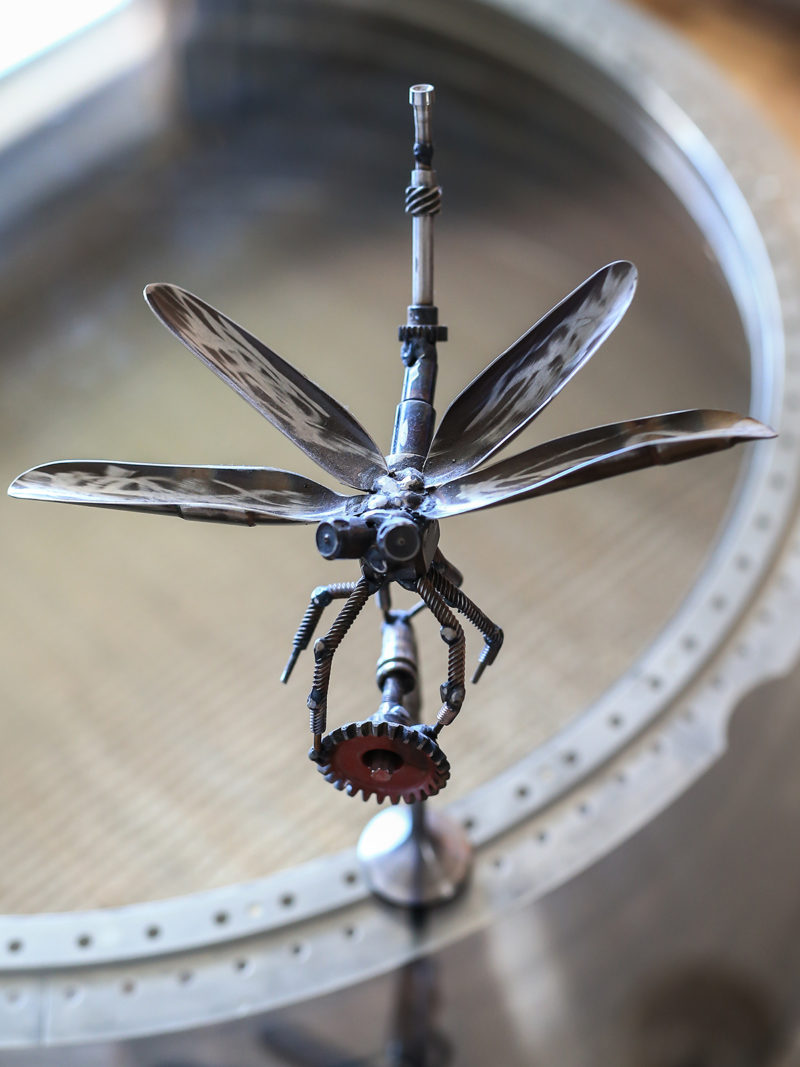 Xitable - Table-top Dragonfly Sculpture